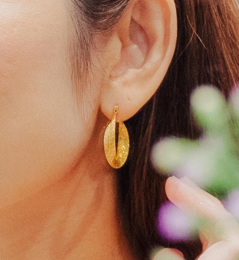 Gold Earrings Collection – 916 & 999 Pure Gold | Chip Lee SG